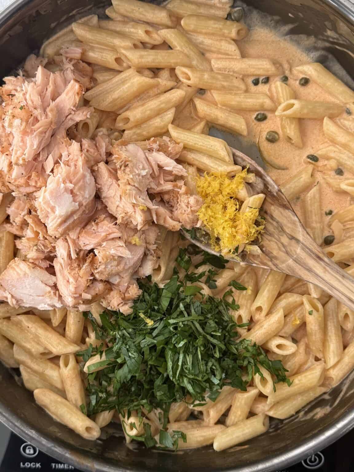 Creamy Smoked Salmon Pasta - Italy In Your Kitchen