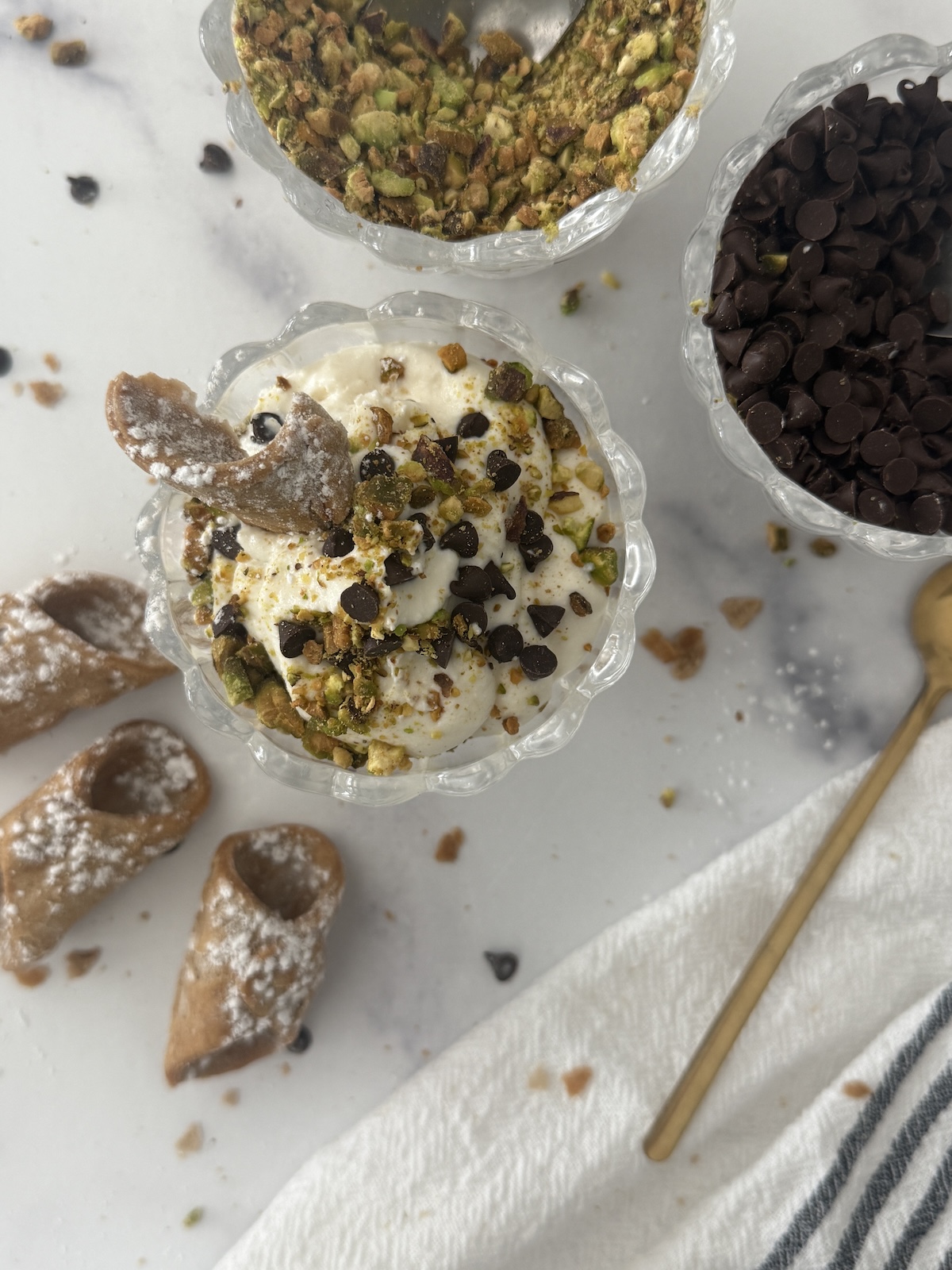 How to Make Cannoli Cream (Cannoli Filling Recipe) - Italy In Your Kitchen
